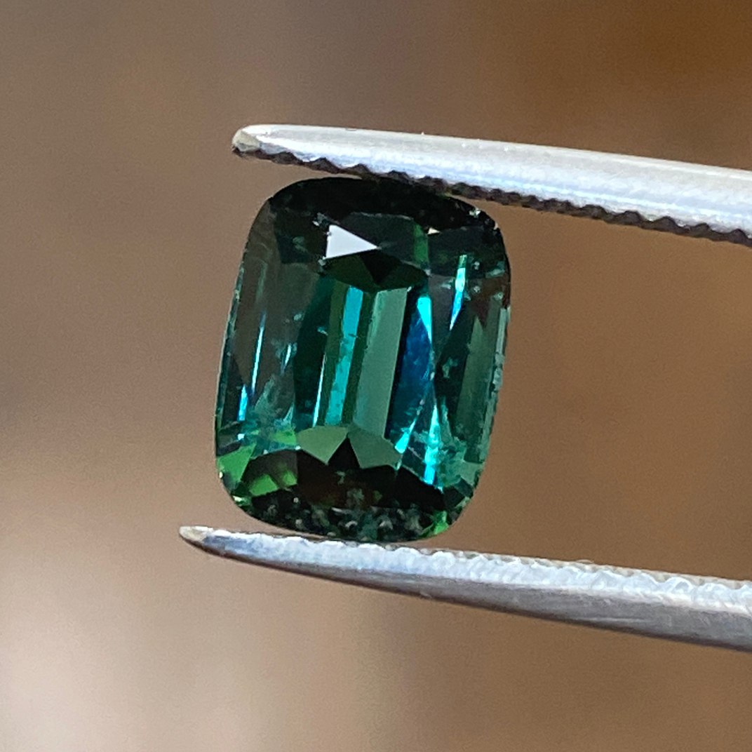 Details - Color Source Gems